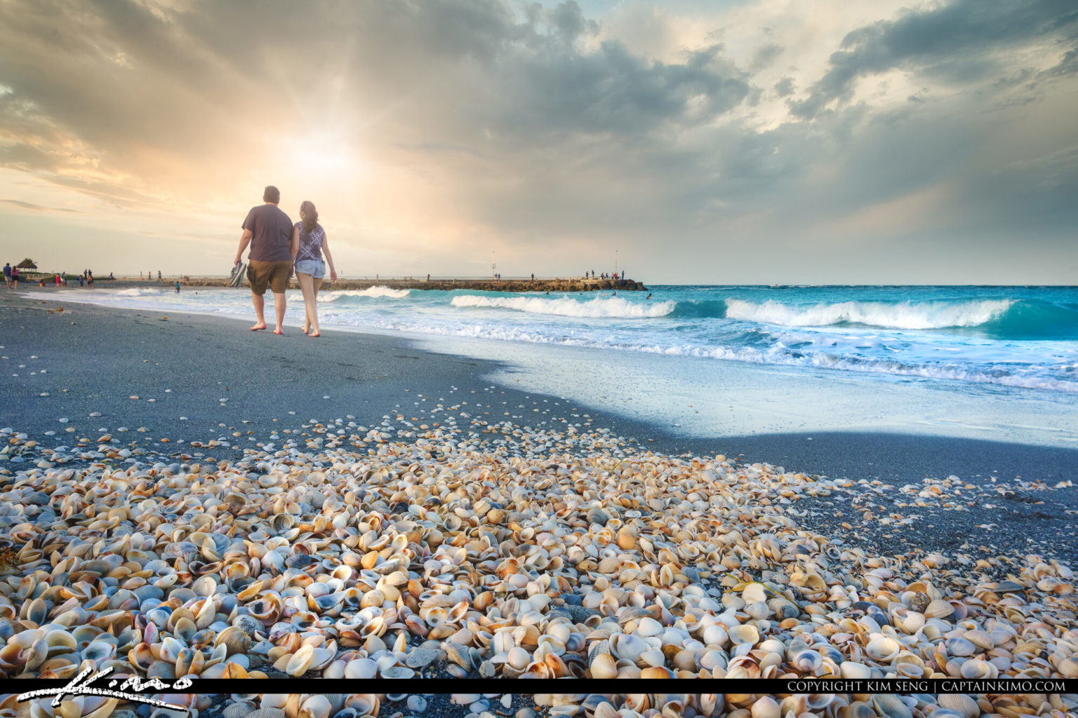 Jupiter Inlet Beach Seashells Couples Walking on Beach | HDR ...