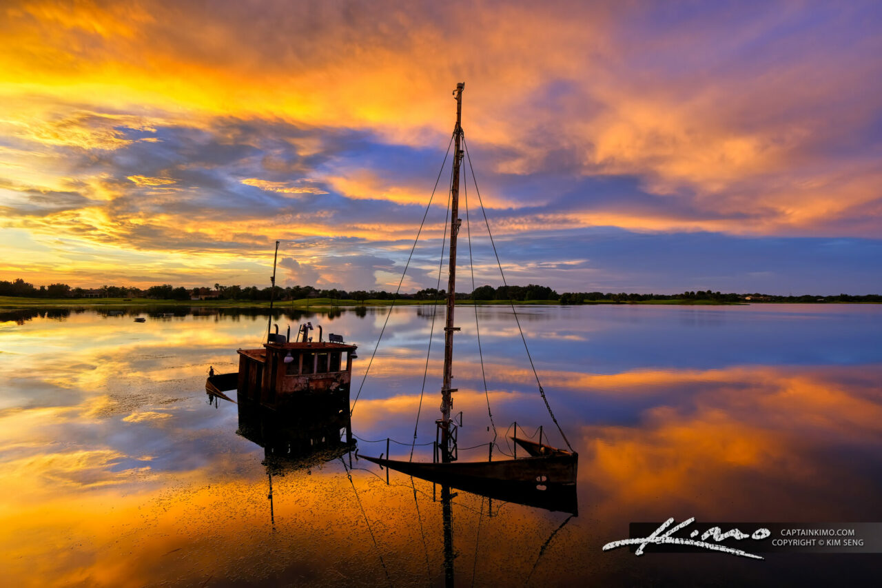 Sunken Ship at Lake Sumter Landing | HDR Photography by Captain Kimo